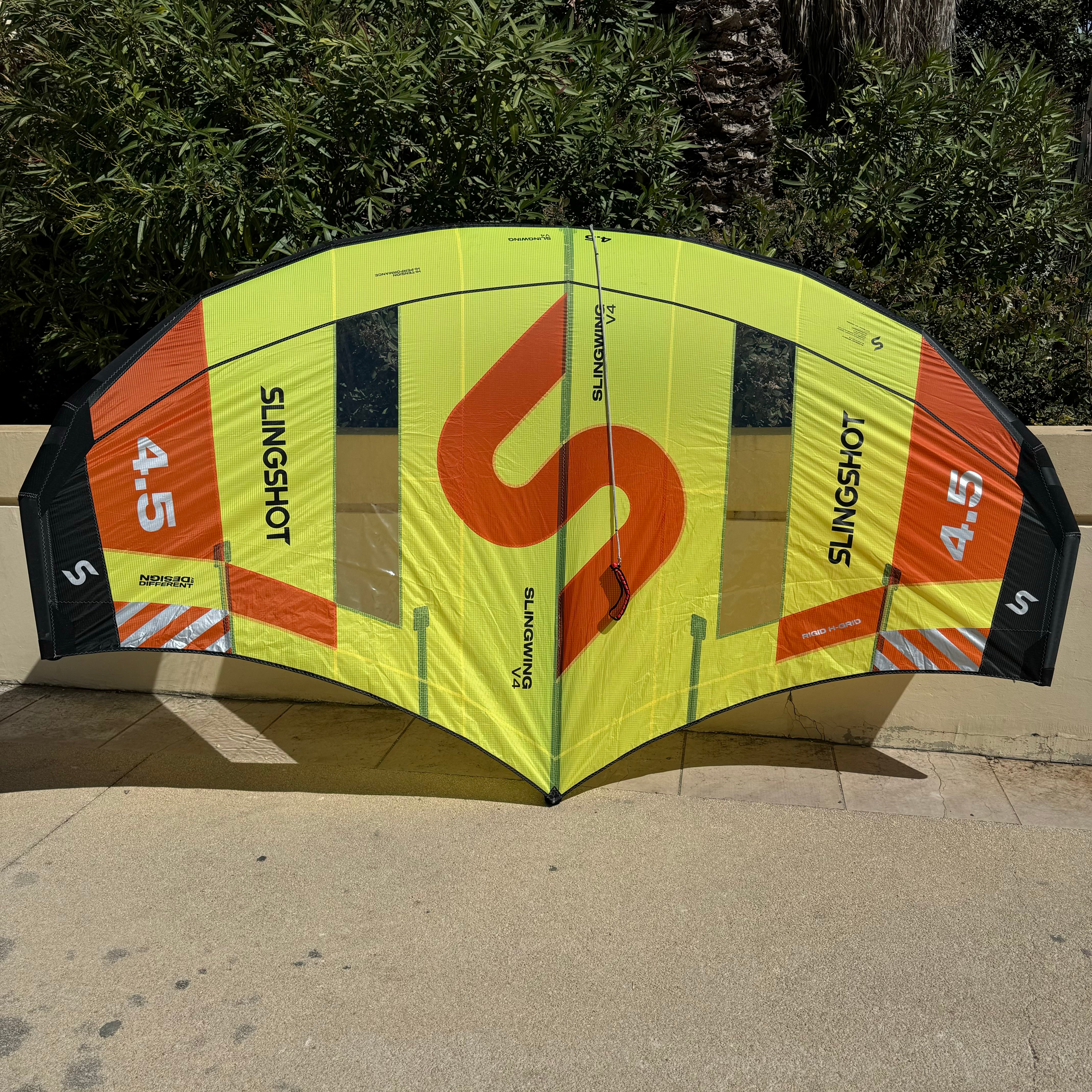 SLINGSHOT SLINGWING V4 4.5m2 2023 Comme Neuf – The Ridery Kitesurf & Wing