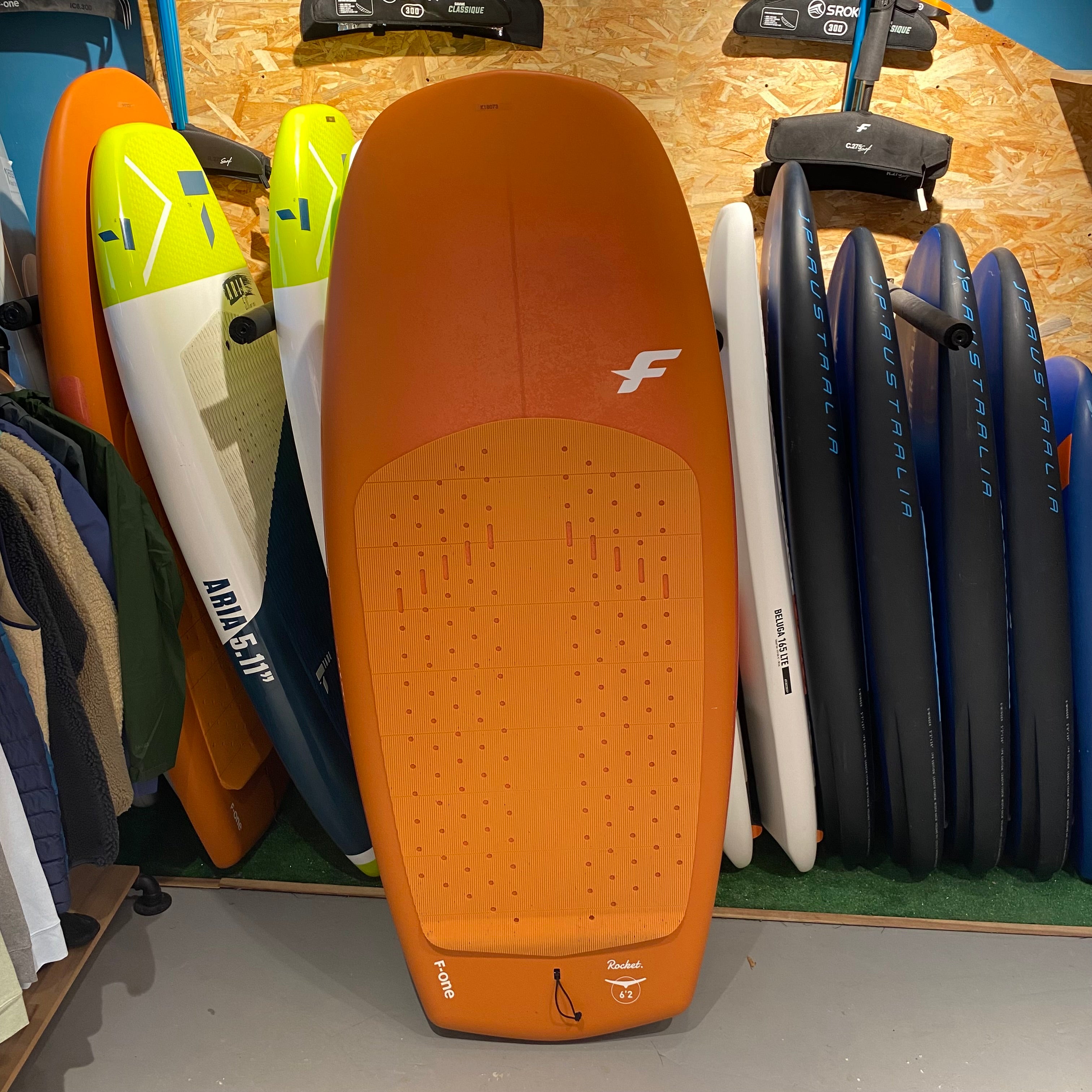 F-One Rocket Wing ASC 6'2 130L Comme Neuf – The Ridery Kitesurf & Wing